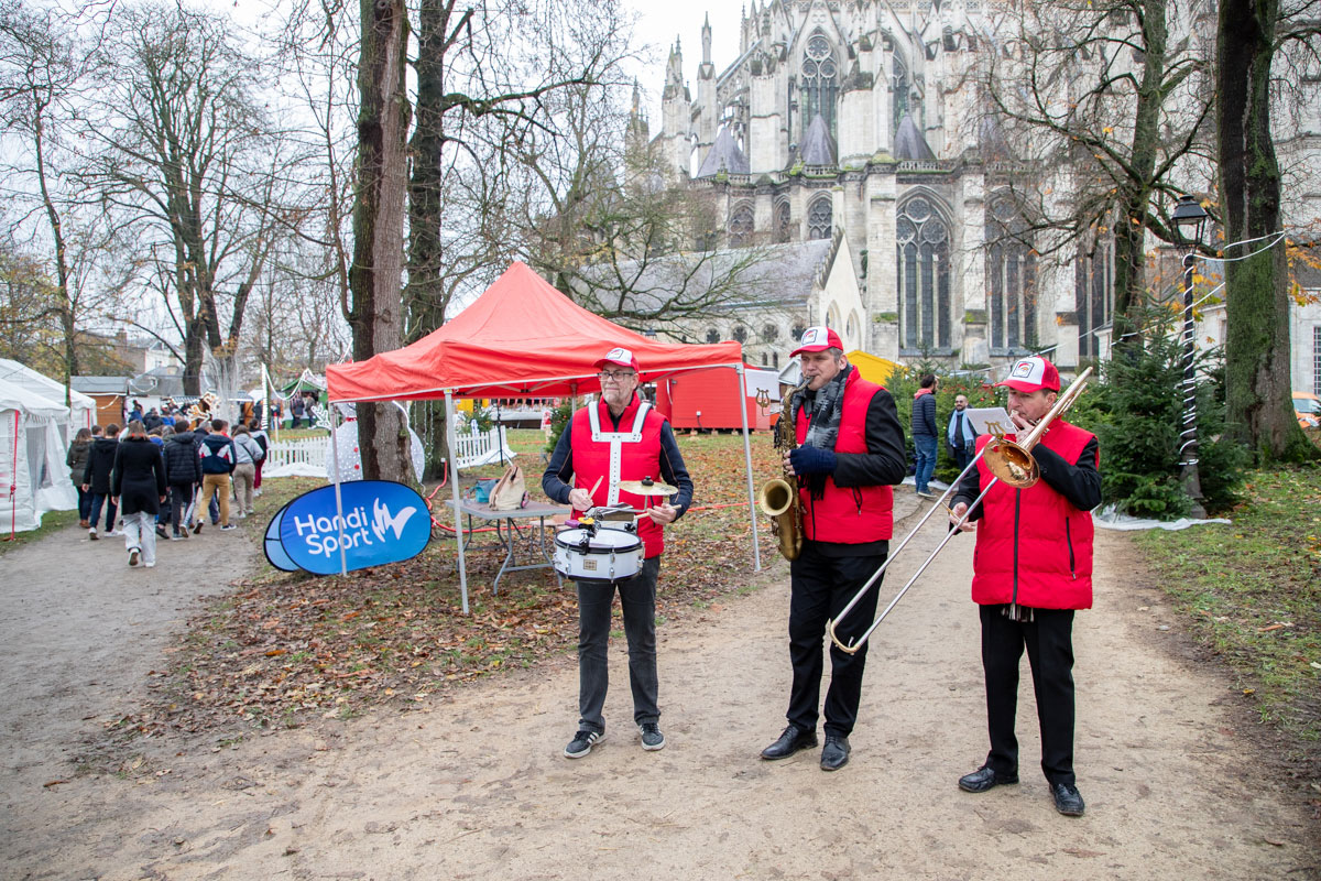 Le Village de Noël solidaire revient du 4 au 8 décembre | Conseil ...